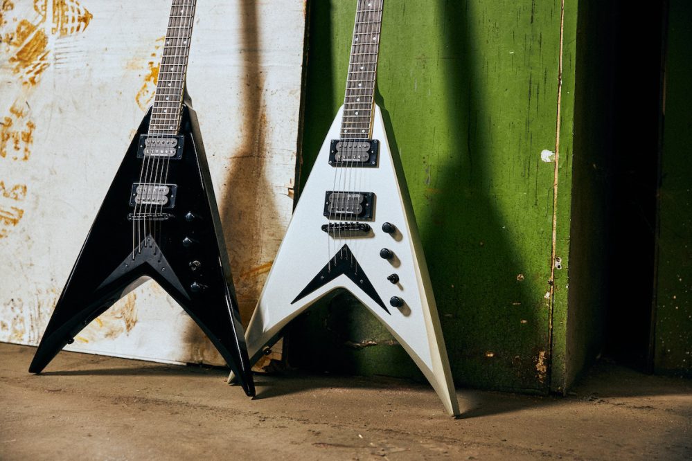 クレイマーから、 メガデスのデイヴ・ムステイン初となるシグネチャー・モデル 『Vanguard』が3カラーでリリース | Gibson Japan